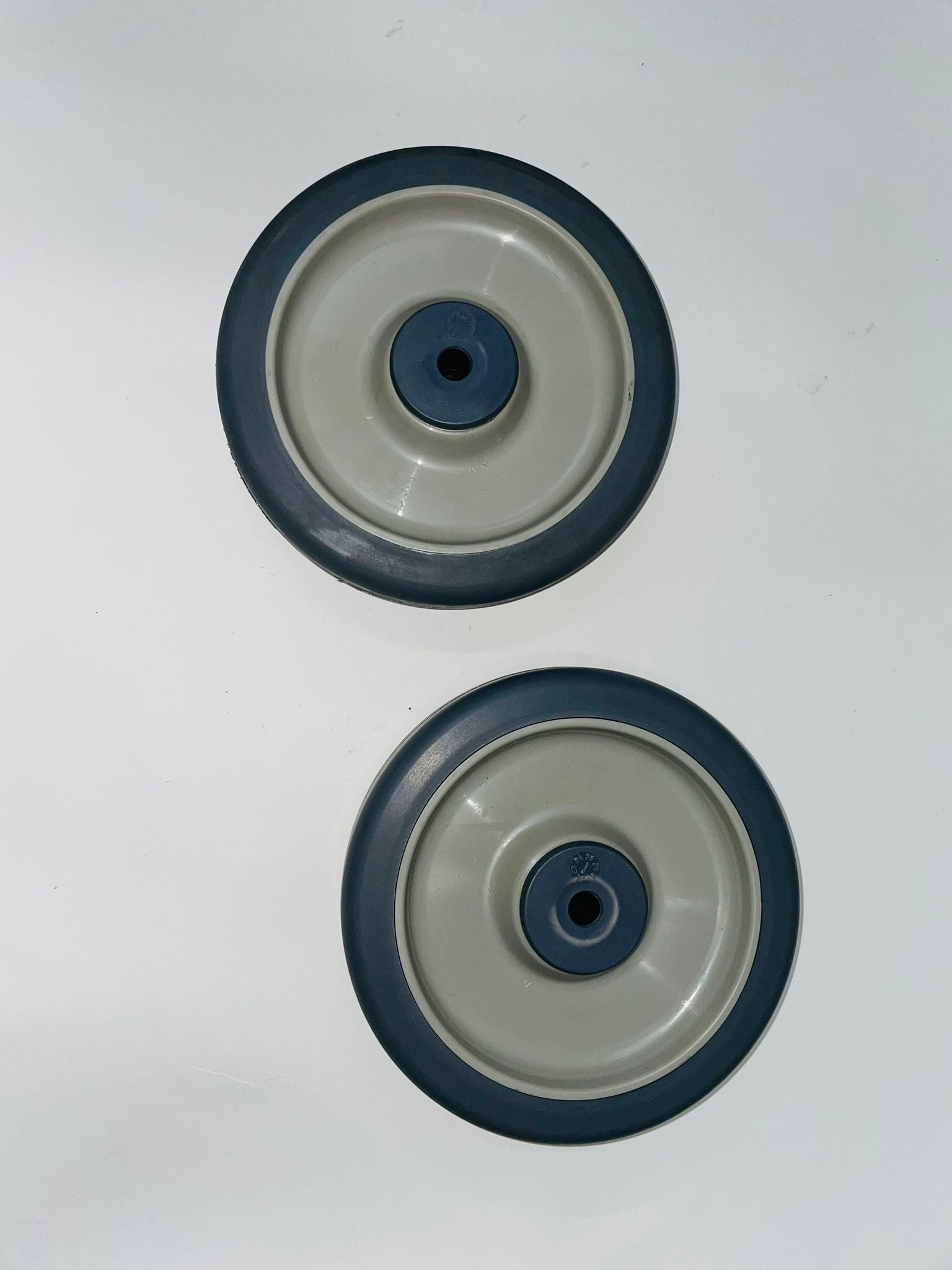 PC294 Rear Wheel Kit – Salesmaker Carts